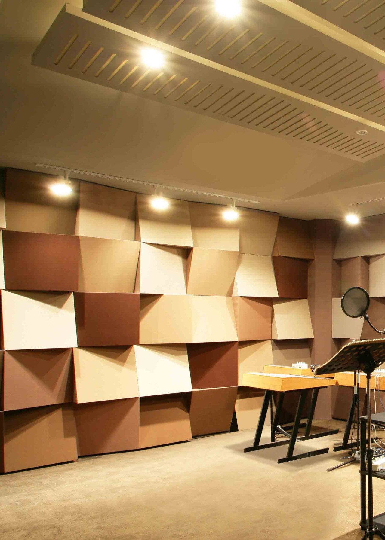Benefits of Acoustic Office Panels in Open Designs - Sugatsune America