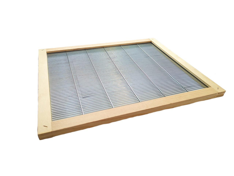 10 Frame Wood Bound Metal Queen Excluders | Lappe's Honey Bee Supply