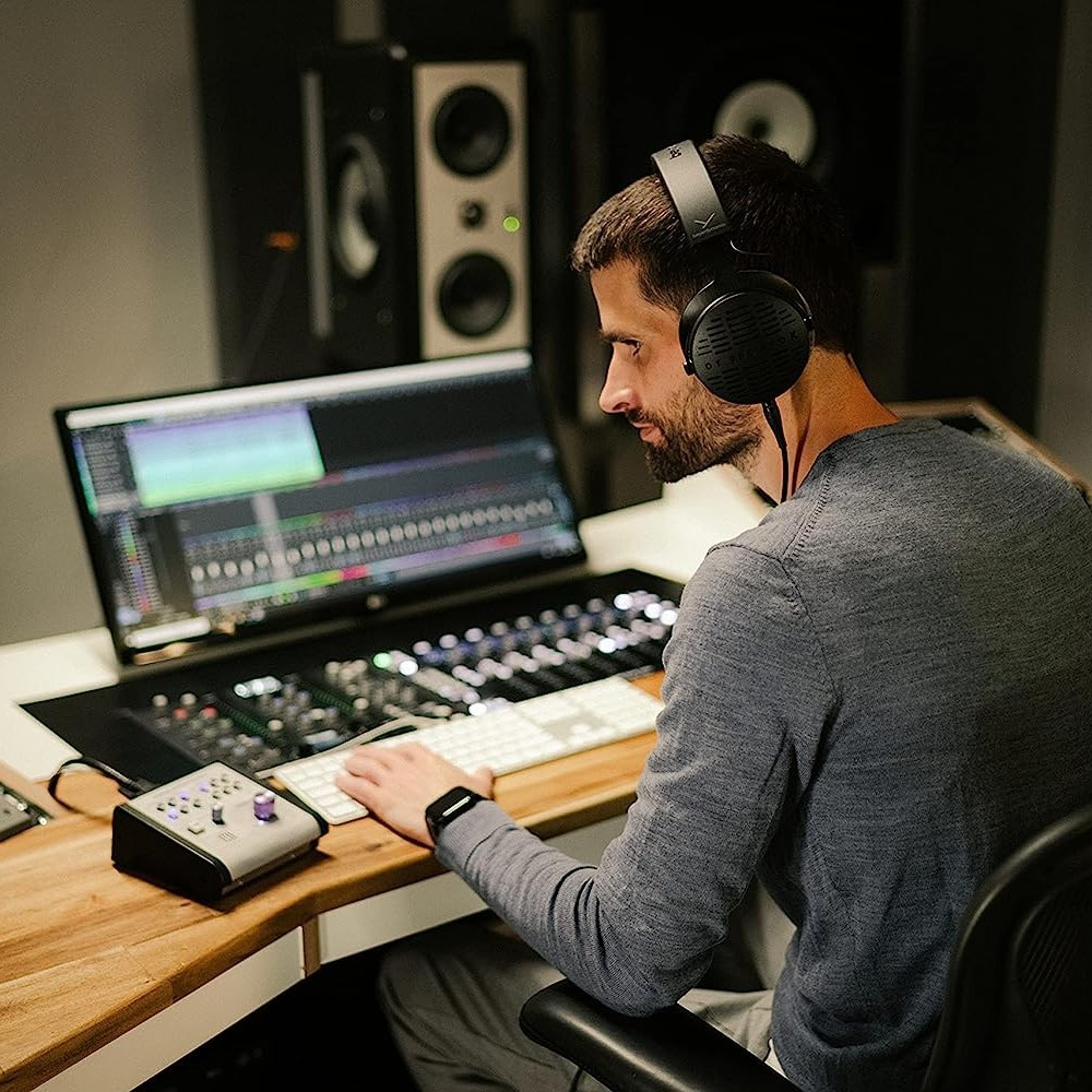 Beyerdynamic Singapore | Beyerdynamic Headphones | Beyerdynamic DT 900 ...
