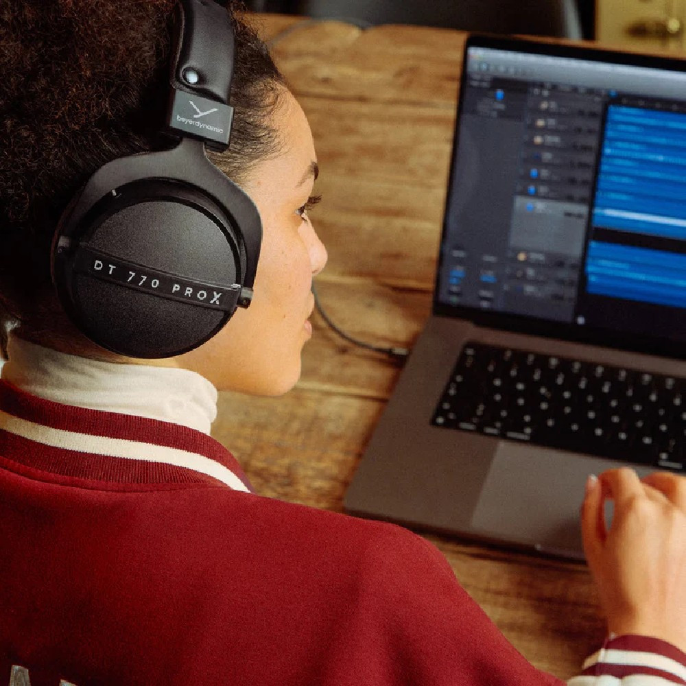 Beyerdynamic Singapore | Beyerdynamic Headphones | Beyerdynamic DT 770 ...
