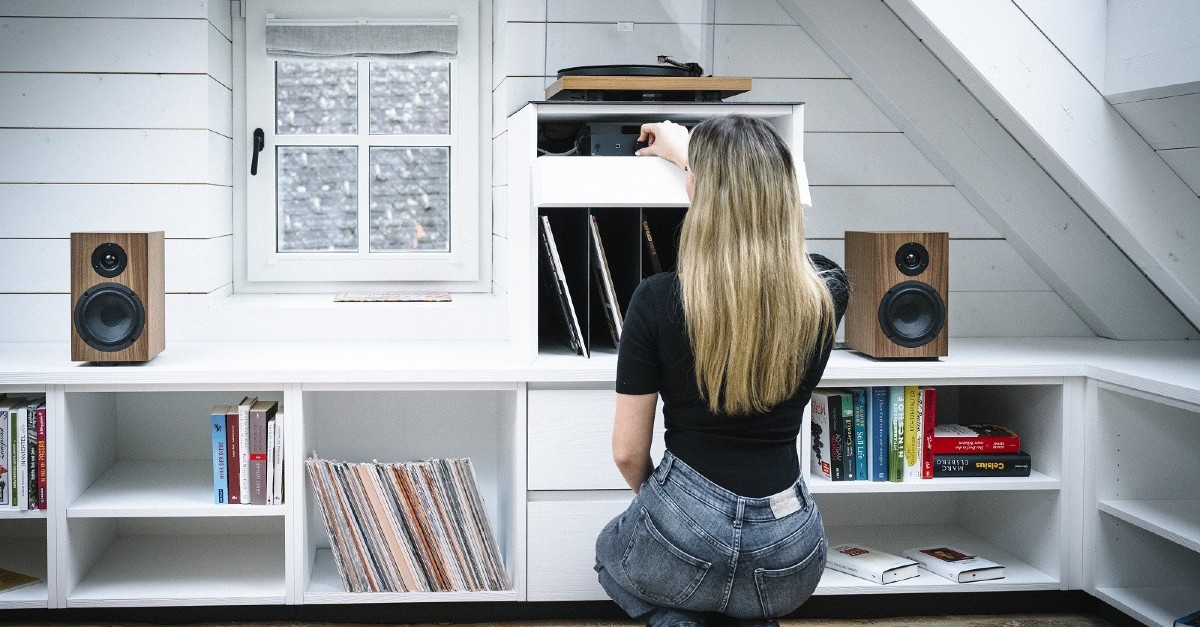 Discover the Vibrant Sound Experience with Pro-Ject Colourful Audio ...