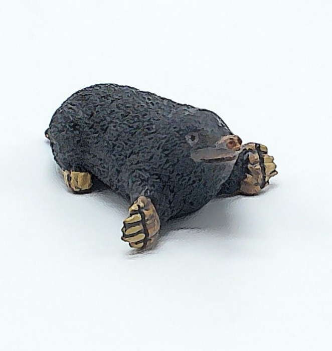 Papo Apatosaurus #55039 - Exquisite Details on the LONG tail