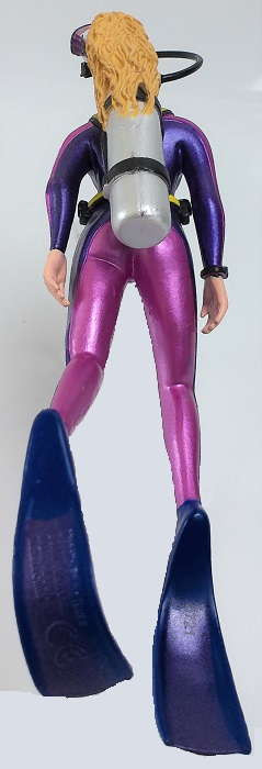 Safari Ltd. - Michelle the Underwater Adventurer #283829