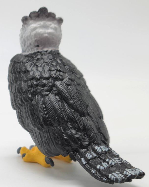 Schleich Harpy Eagle #14862 - Vibrant Yellow Claws