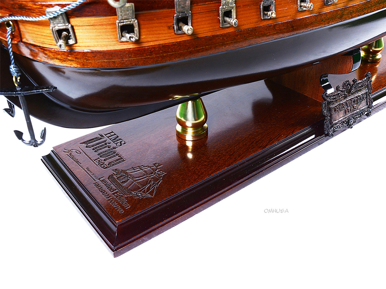 HMS Victory Full Blowing Sails Wood Model 30 HMS Victory Full Blowing Sails Wood Model 30