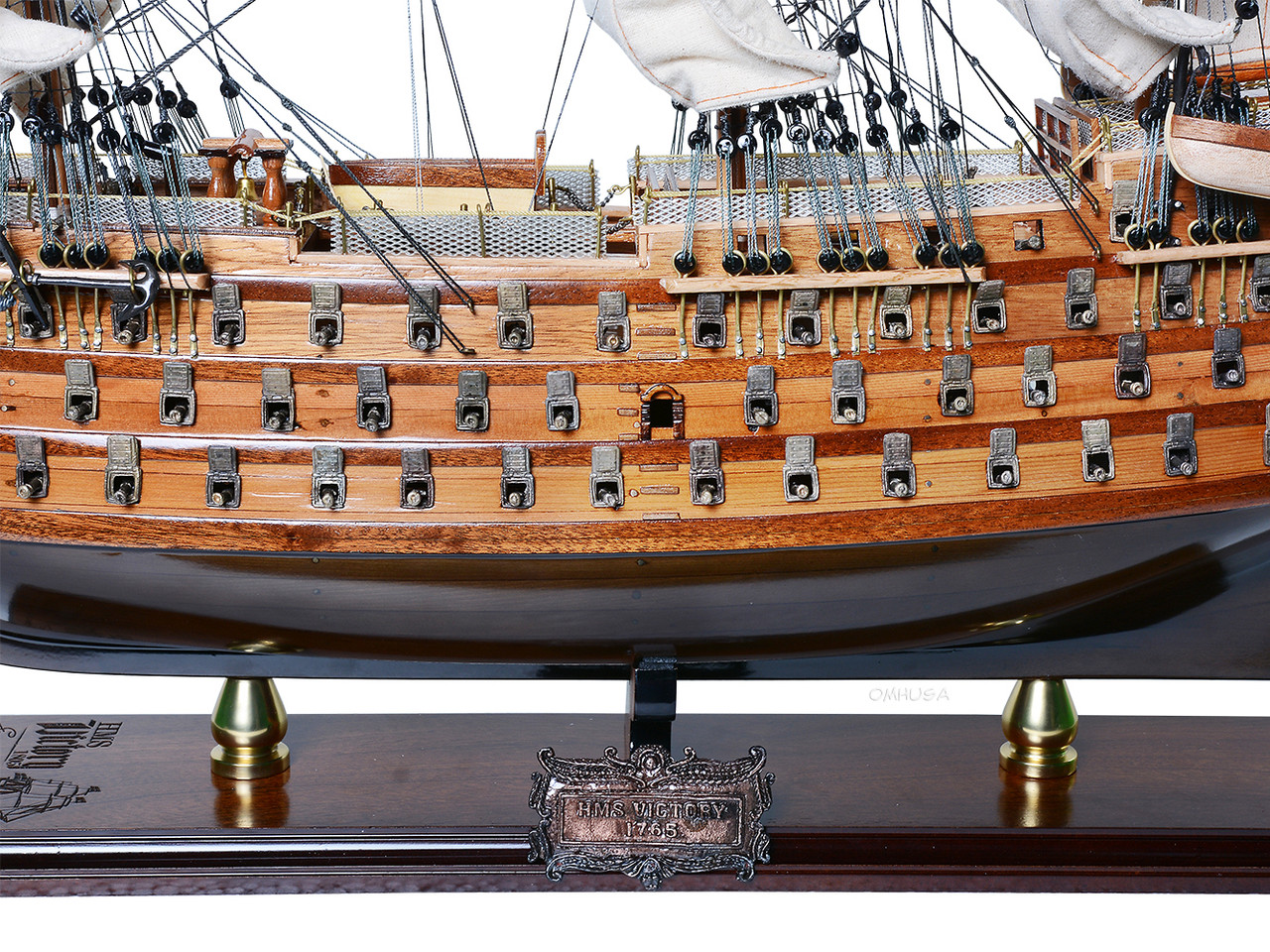 HMS Victory Full Blowing Sails Wood Model 30 HMS Victory Full Blowing Sails Wood Model 30