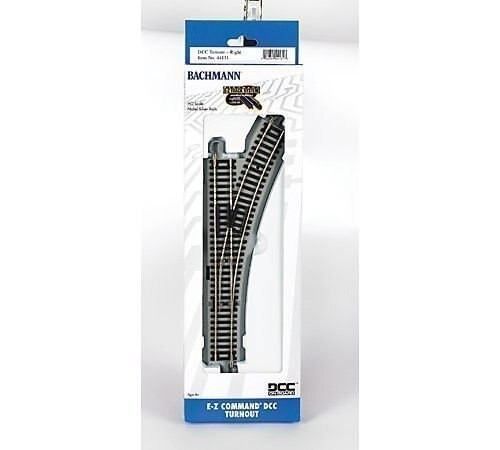 Bachmann 44131 HO Scale E-Z Command DCC Turnout Right - Crazy Model Trains