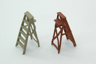 Durango Press 179 HO Scale Step Ladders (Pack of 2) - Crazy Model Trains