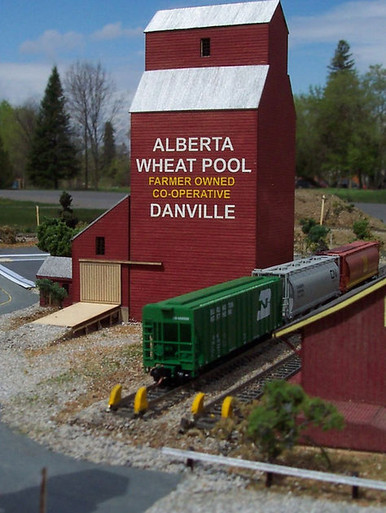 Osborn Model Kits 1067 HO Scale Grain Elevator (Wood Kit) - Crazy Model ...