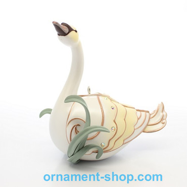 2024 Mute Swan Hallmark Ornament | The Ornament Shop
