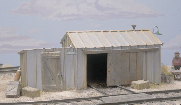 Trackside shed kit - Canadian Express Line