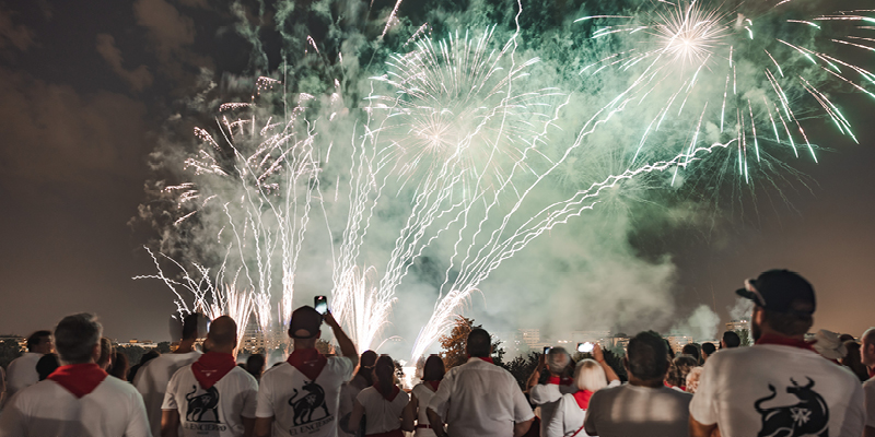 Sparkling Skies: Nightly Fireworks at Pamplona's San Fermin Festival ...