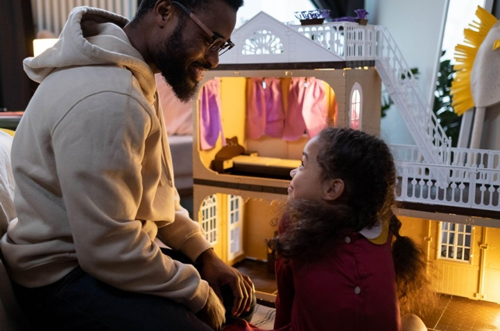 Helpful Tips for Building Dollhouses and Using Miniature Doll House ...