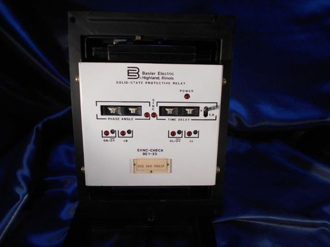 Basler Electric Solid Sate Protective Relay Sync-Check BE1-25, M1E-A6P ...