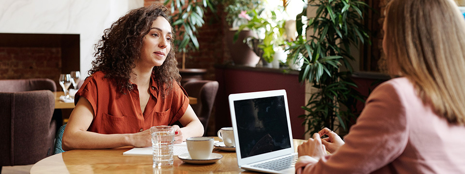 Must-Have Essentials for a Job Interview - Bindertek