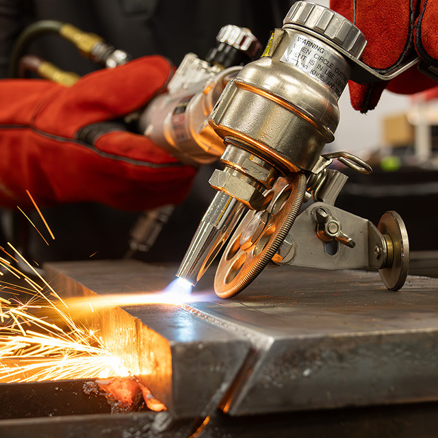 Handy Auto All-Position Oxy-Fuel Cutting Torch | Koike