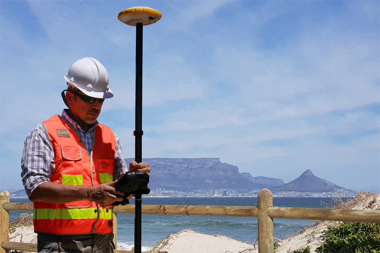 Trimble R4sLE GNSS Package | Precision Laser & Instrument
