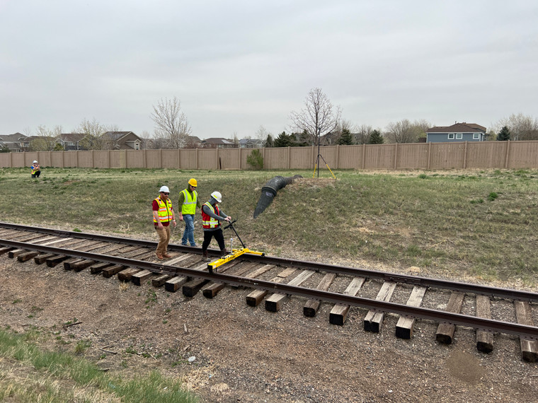 Trimble GEDO CE 2.0 Track Measurement Solution