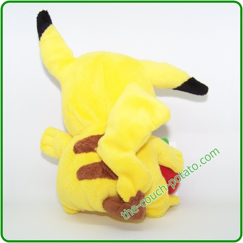 Pokemon Pikachu holding Apple Miniplush Hasbro