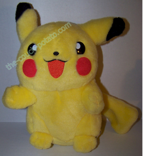 Pokemon Pikachu Advanced Deluxe Hasbro Plush