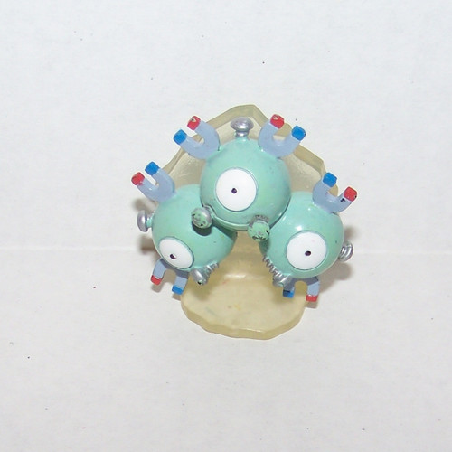 Pokemon Magneton Tomy Figure