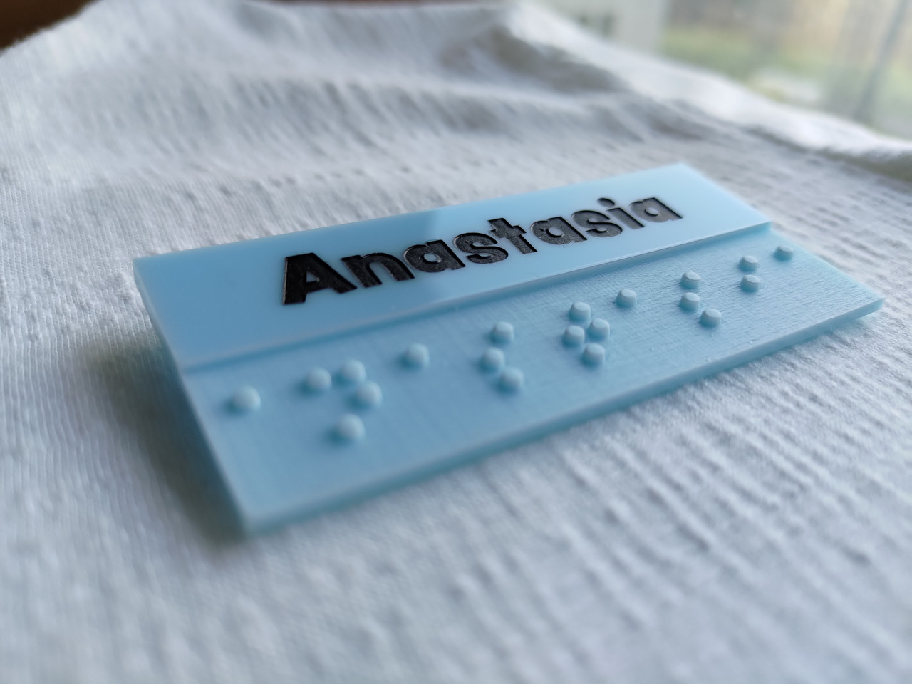 Magnetic Name Tag With Alphabet and Braille Letters (Acrylic ...