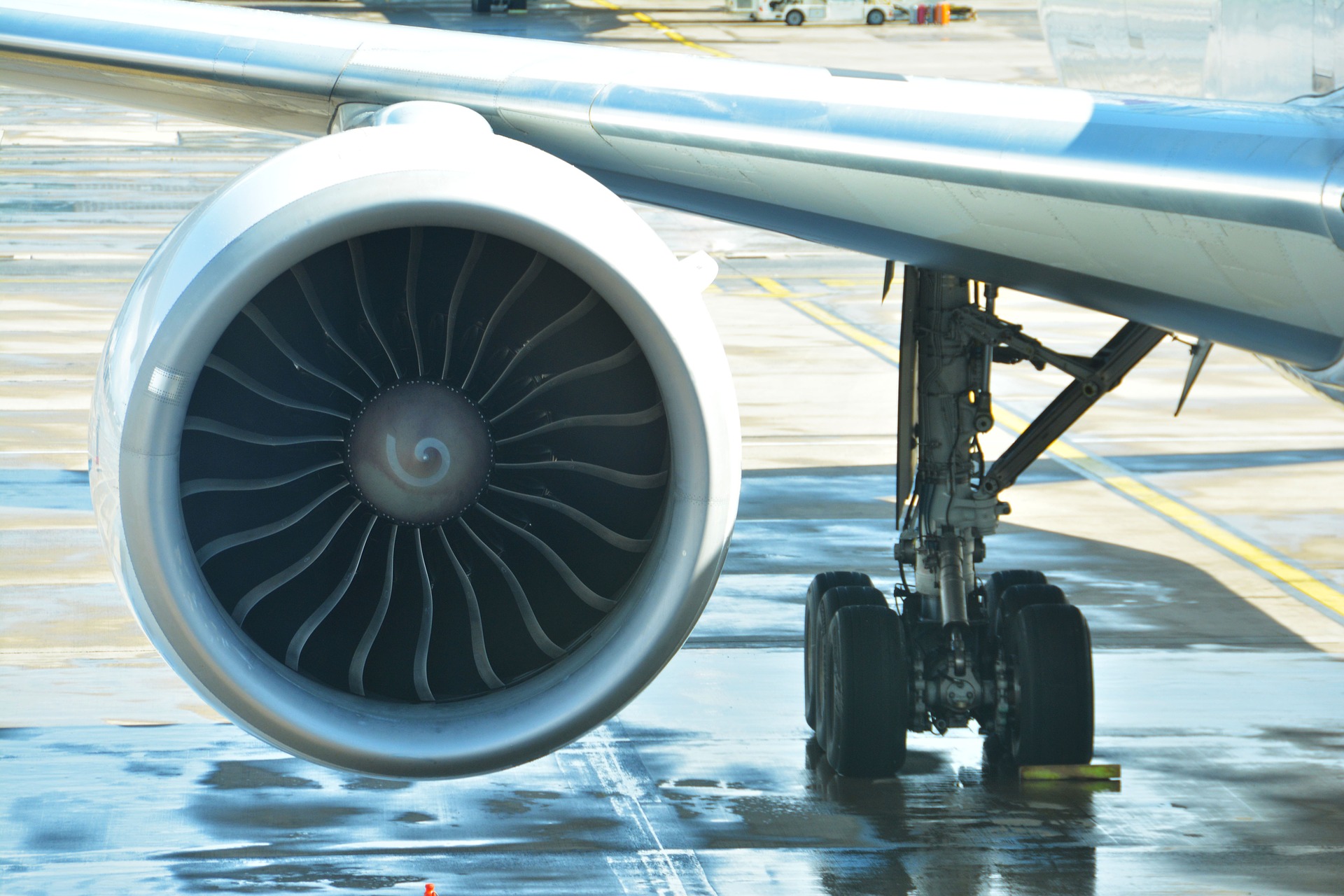 CMCs: The Future of Jet Engine Parts - Aviation Oil Outlet