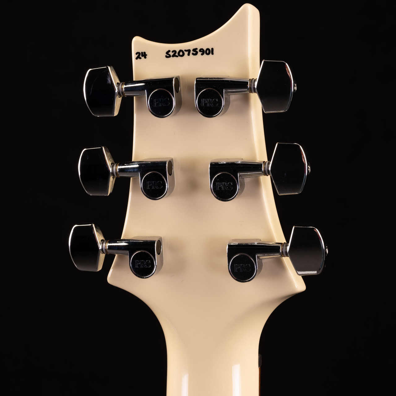PRS S2 Standard 24 Antique White 901 at Moore Guitars