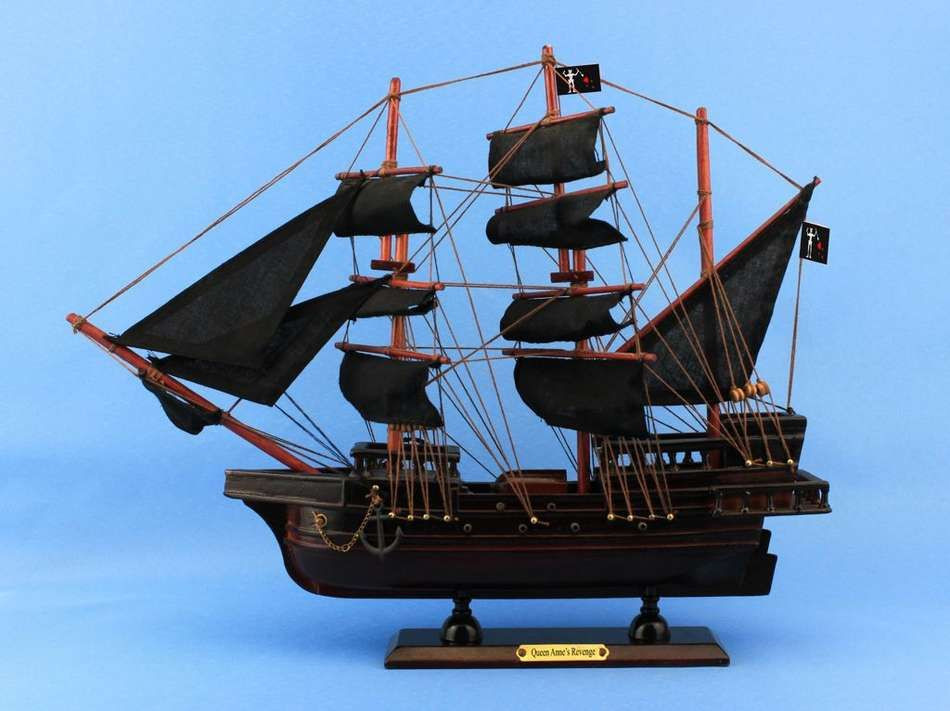 Blackbeard's Queen Anne's Revenge- 20"