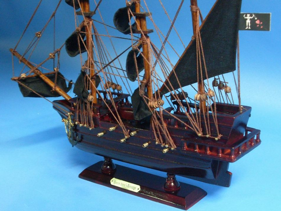 Blackbeard's Queen Anne's Revenge- 20"