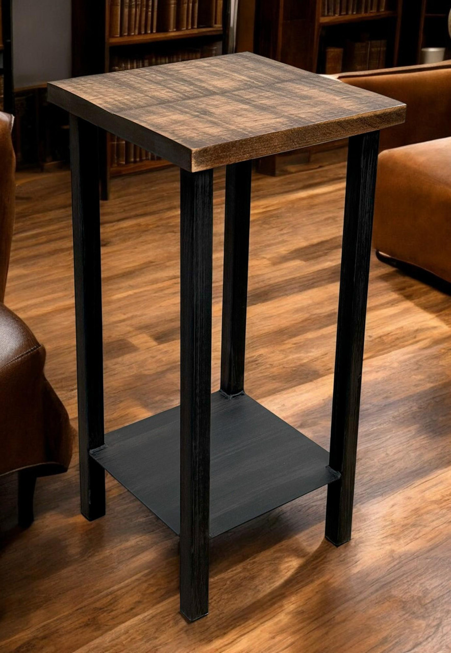 Kodiak / Rough Sawn Square Drink Table with Shelf - 23"