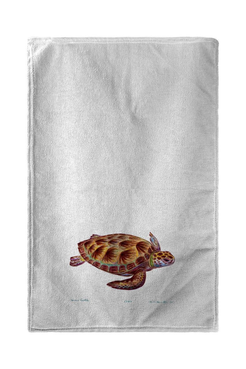 Green Sea Turtle Beach Towel