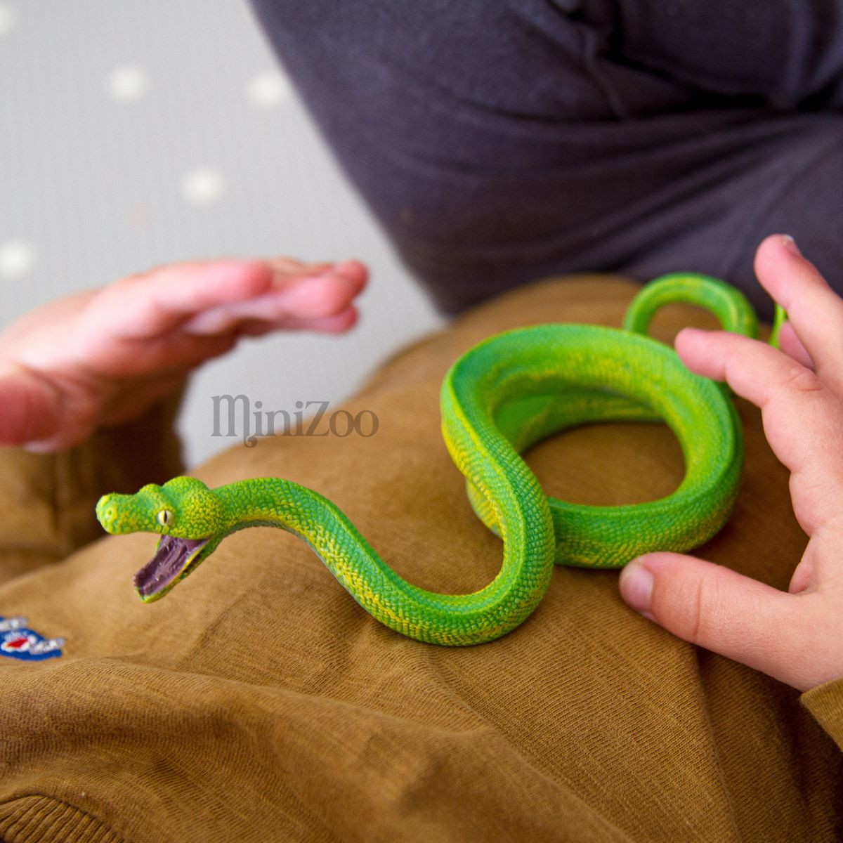 CollectA Green Tree Python | MiniZoo Snakes and Reptiles