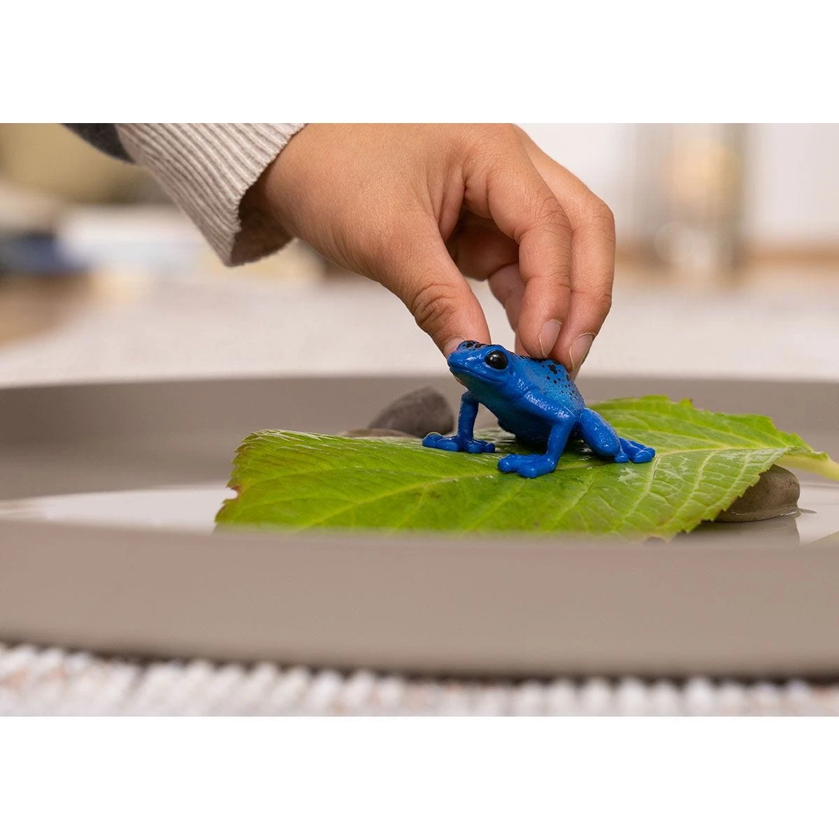 Schleich Blue Poison Dart Frog | MiniZoo Wild Animal Figurines