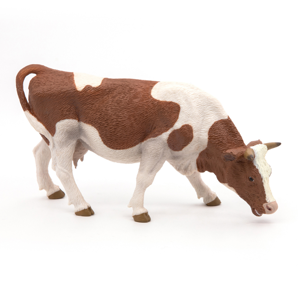 Papo Simmental Cow Grazing 51147 | Papo Farm