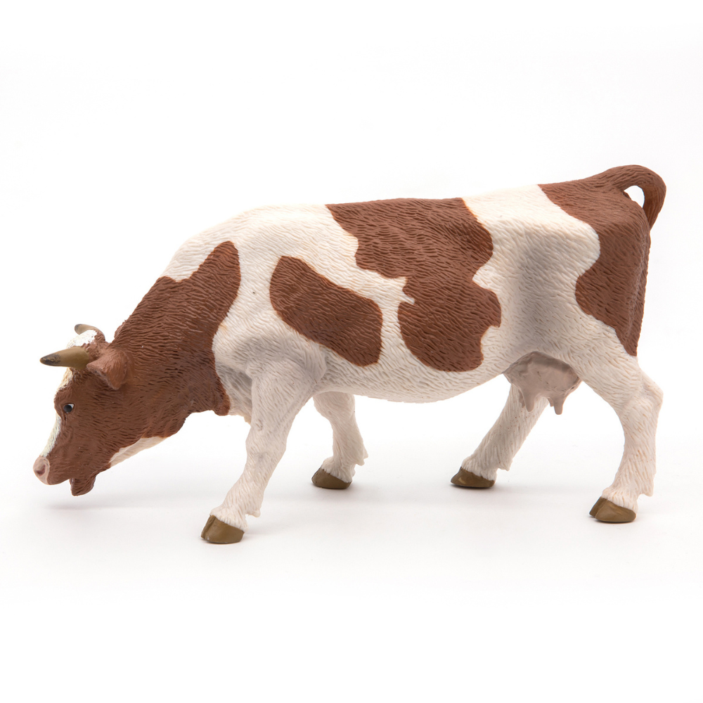 Papo Simmental Cow Grazing 51147 | Papo Farm
