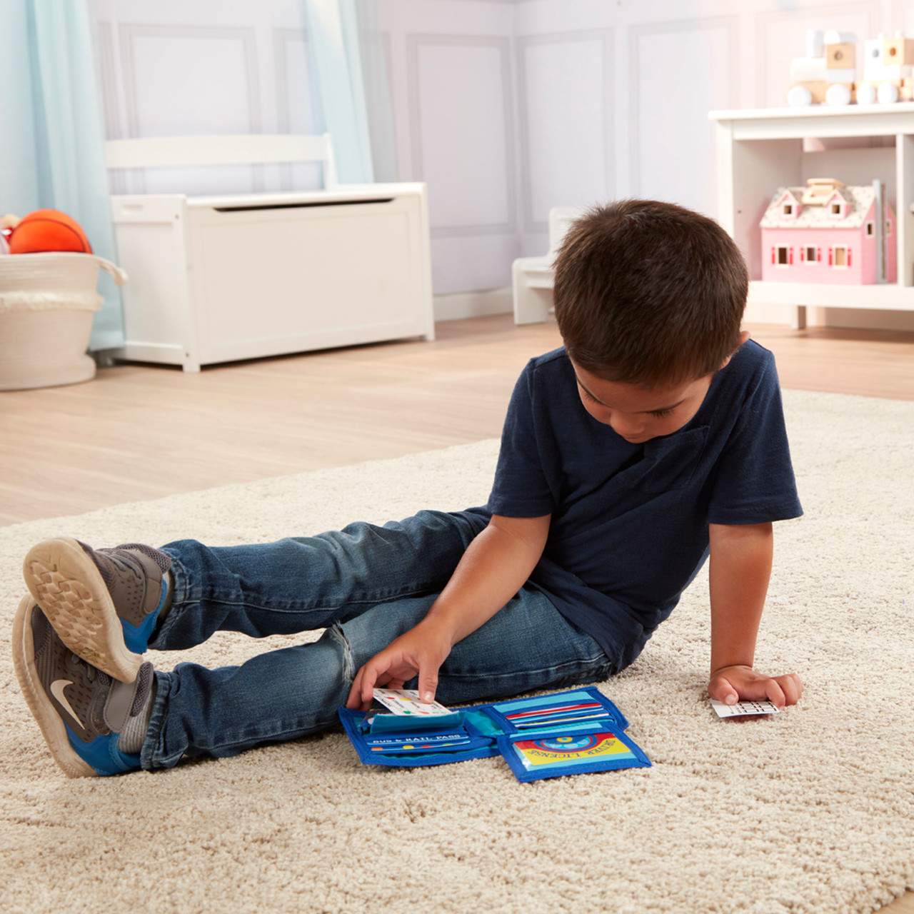 Melissa & Doug Pretend-to-Spend Toy Wallet With Play Money and Cards ...