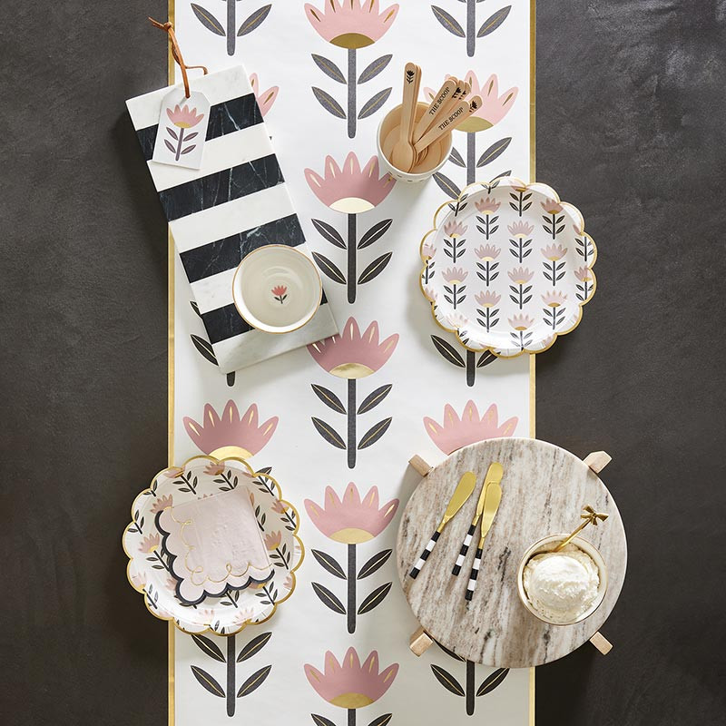 Paper Table Runner - Flower - [Wholesale]Santa Barbara Design Studio