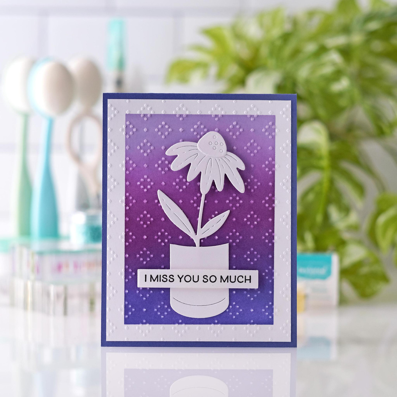 Embossing Folder - Dotted Diamonds
