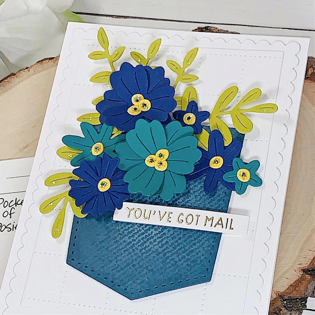 Petite Scallop Gallery Builder Die Set