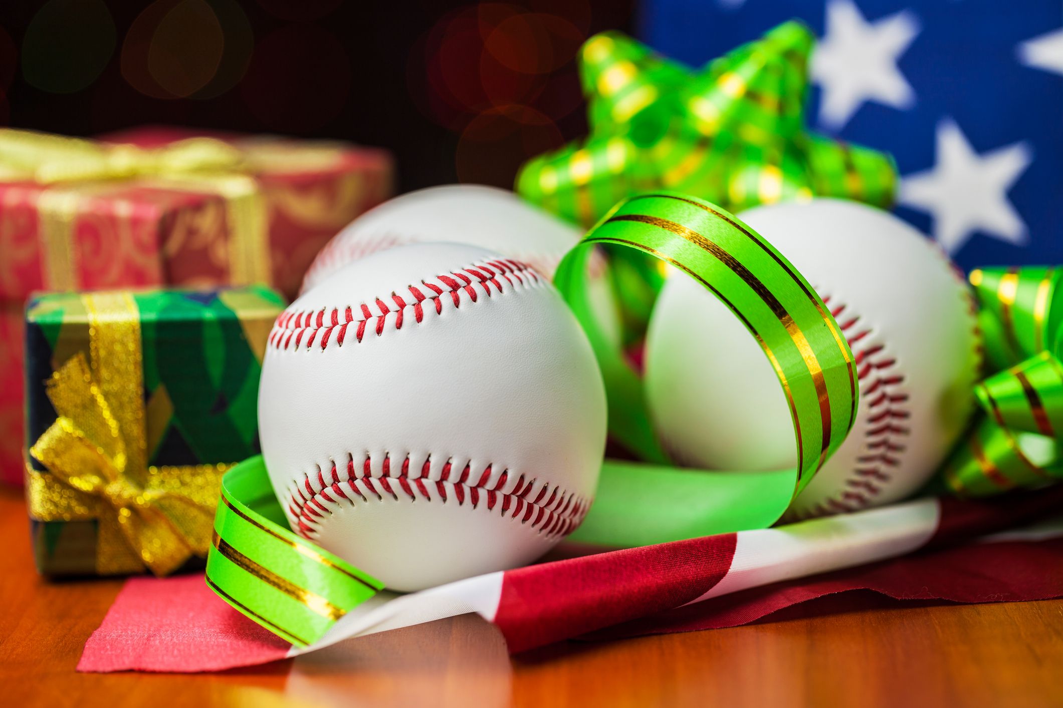 The Best Baseball Gift Ideas for Players, Fans, and Coaches - Sports ...