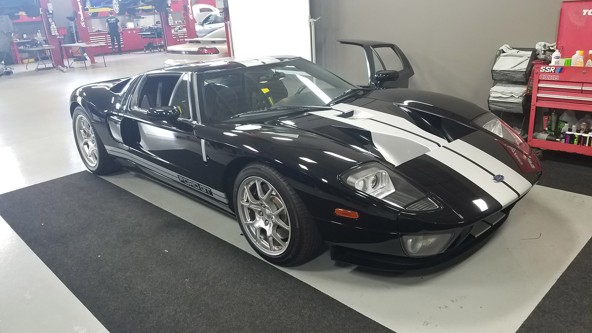 2005 Ford GT - R/T Tuning