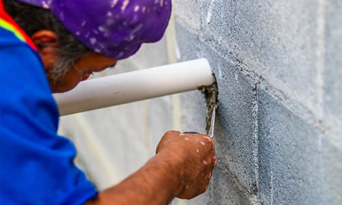 ¿Cómo sellar entre el tubo de PVC y mi concreto? - Abinco