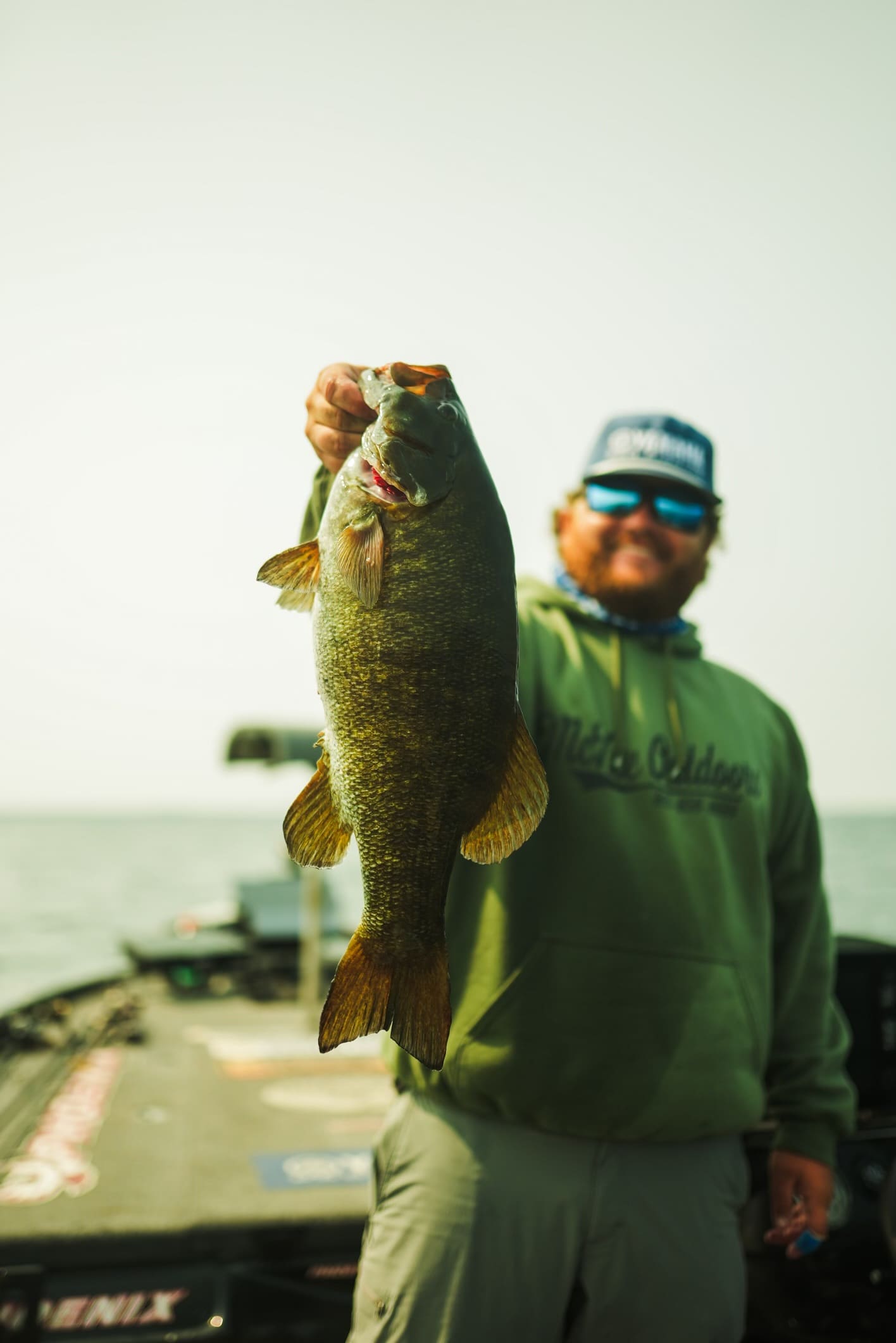 Rob Gee and The Shad Shape Worm - Baits.com