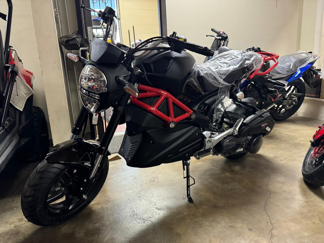 Display Model Vitacci Rocket 150cc Sport Bike | 4-Stroke, Single Cylinder