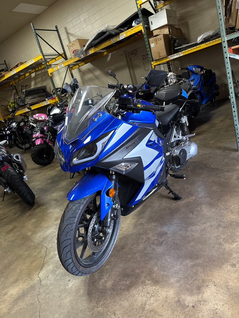 Buy Display Model Vitacci Falcon 250 Fully Assembled | 360powersports.com