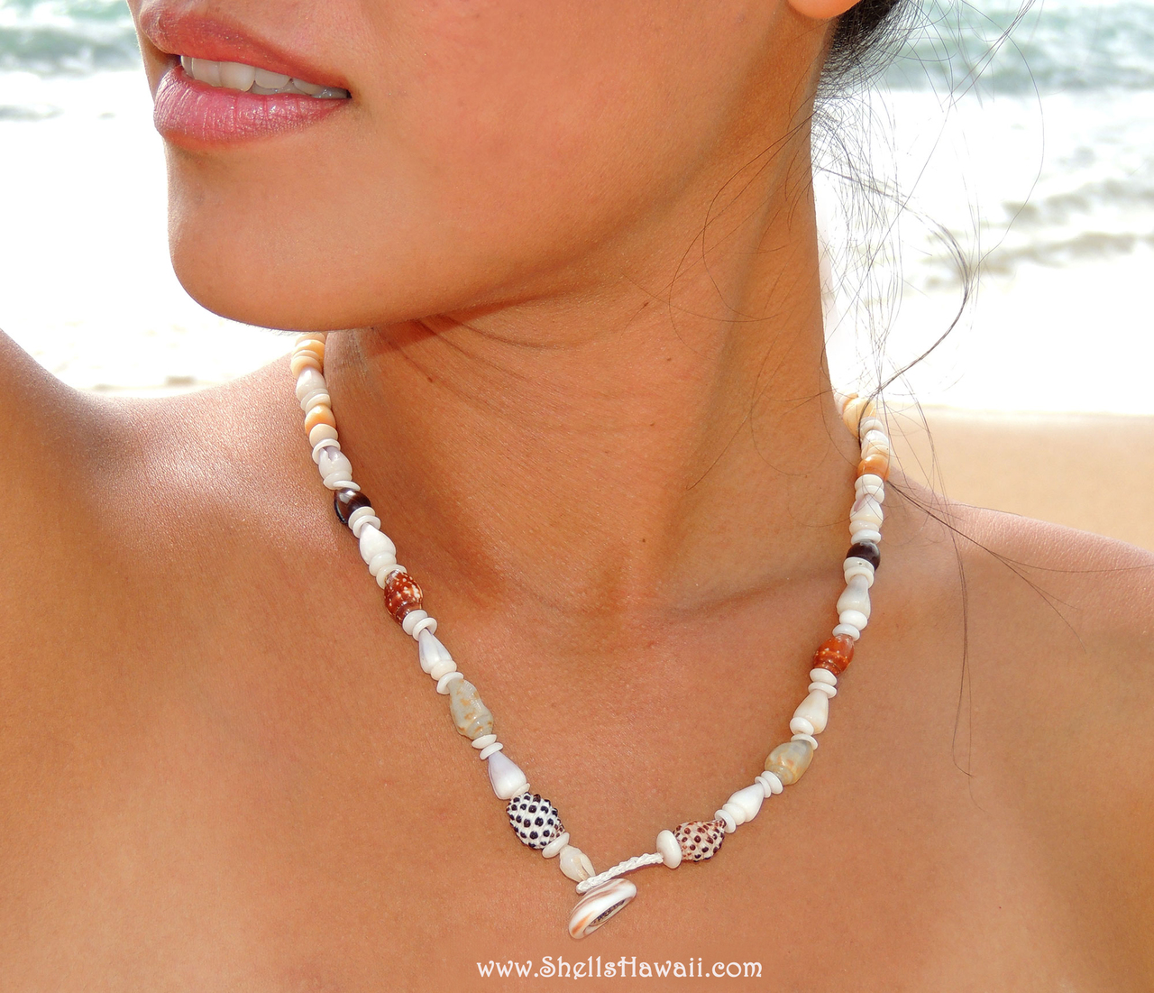 Moonrise & seashells lei - ShellsHawaii.com