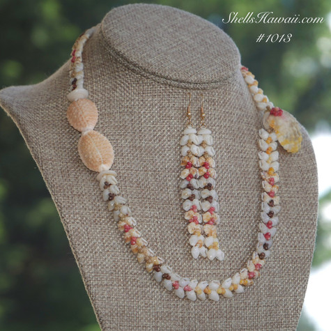 19 3/4" blue, yellow, white Momi with pink, red, black, green ...