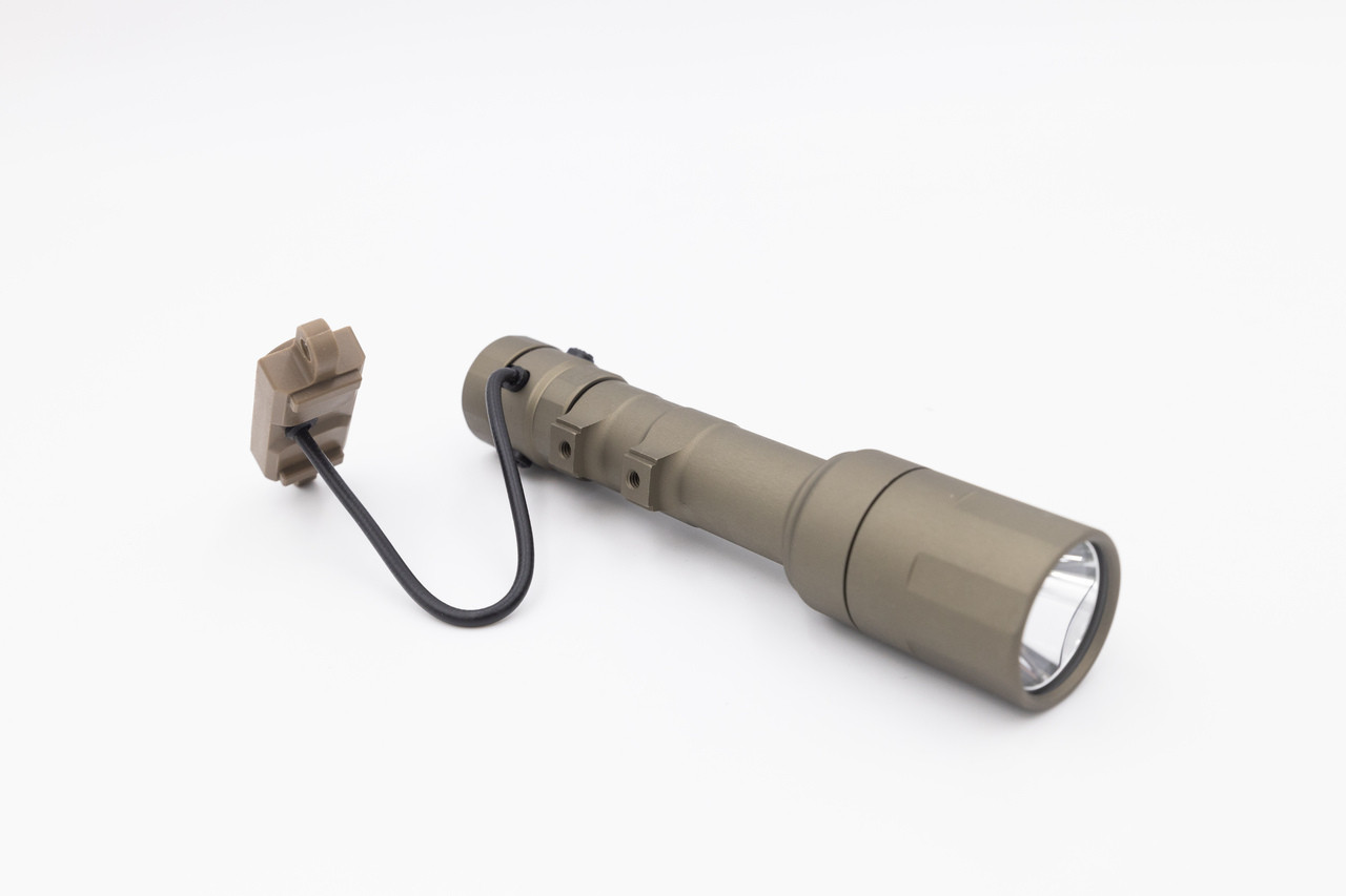 Cloud Defense REIN 3.0 | Weaponlight | 1250 Lumens | FDE | REIN-3.0-DF ...