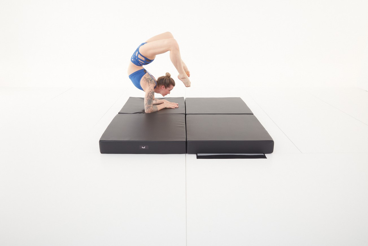 Take Your Gymnastics to the Next Level with Our Crash Mat